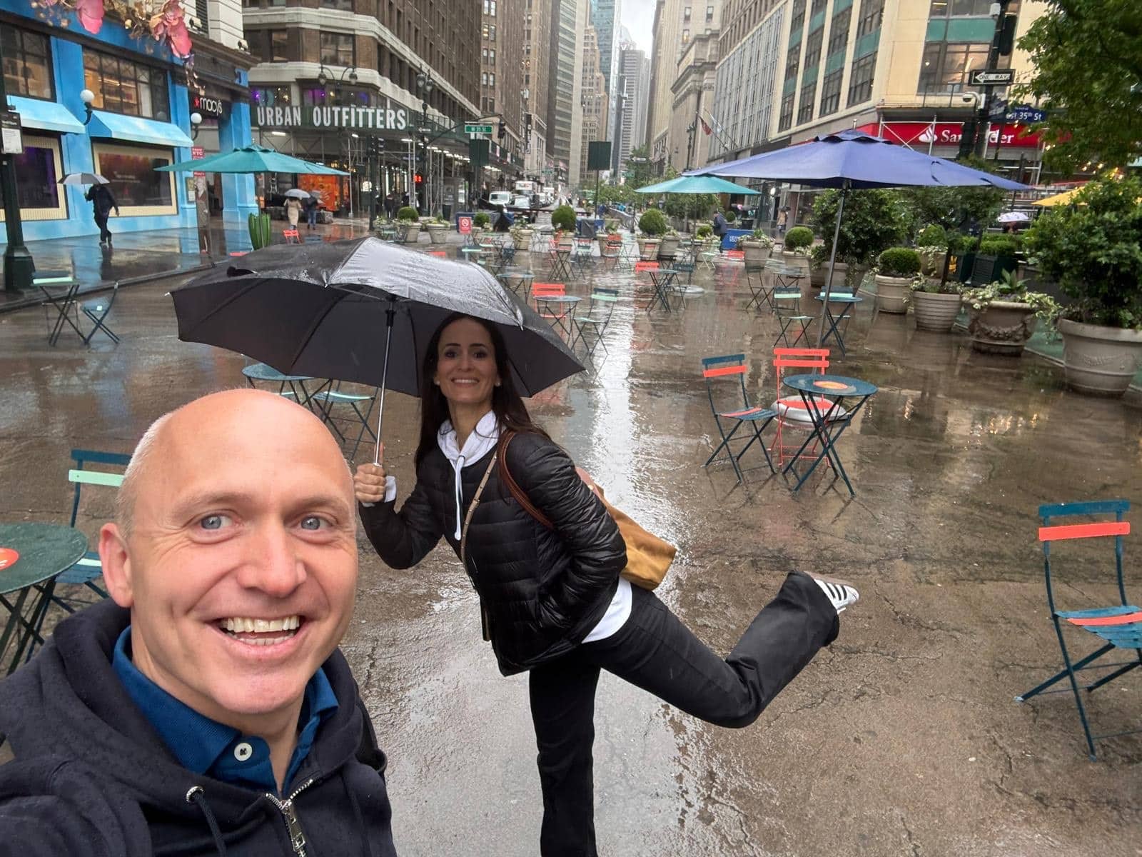 On the road with Lative